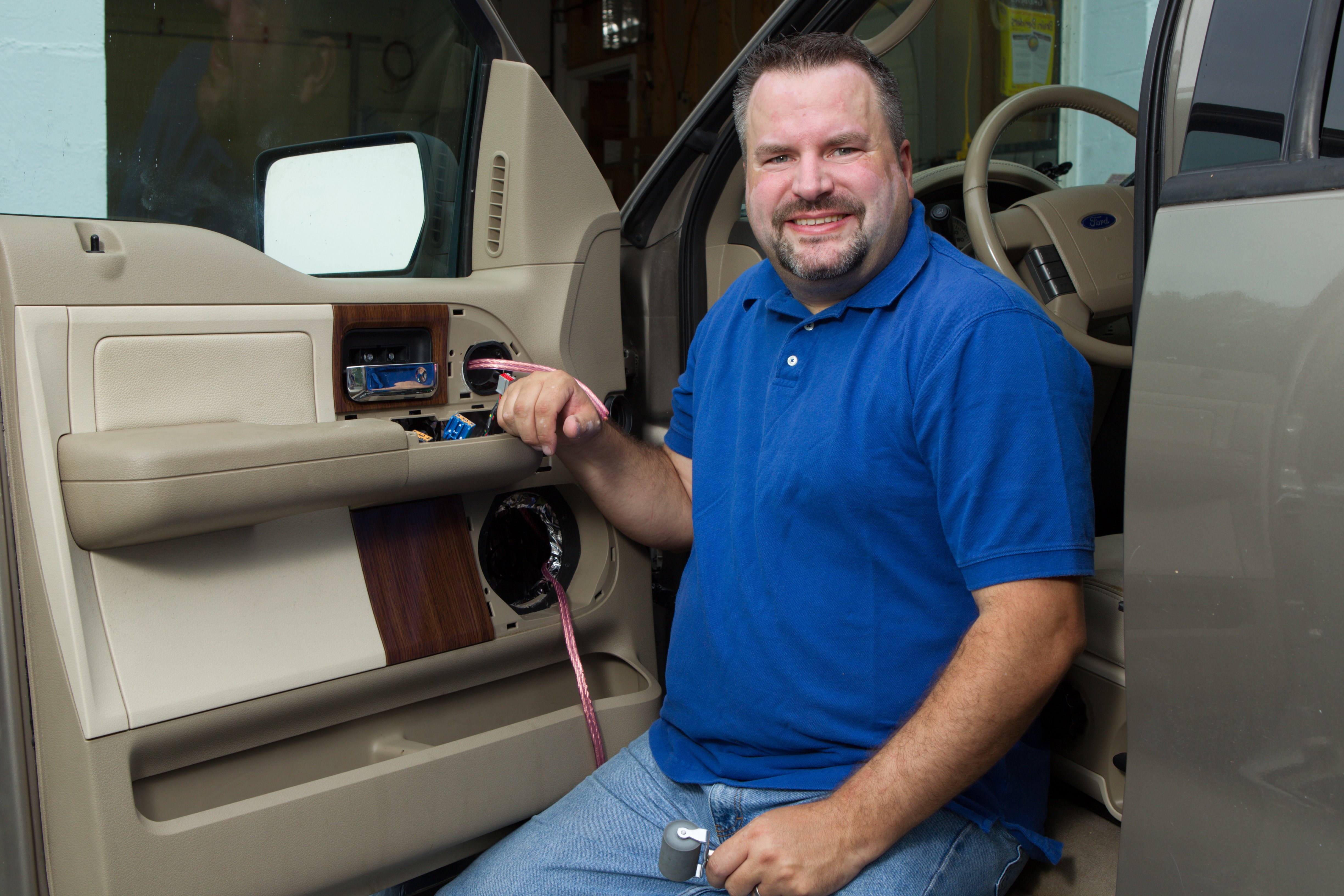 How to choose the right Audiofrog components for your car