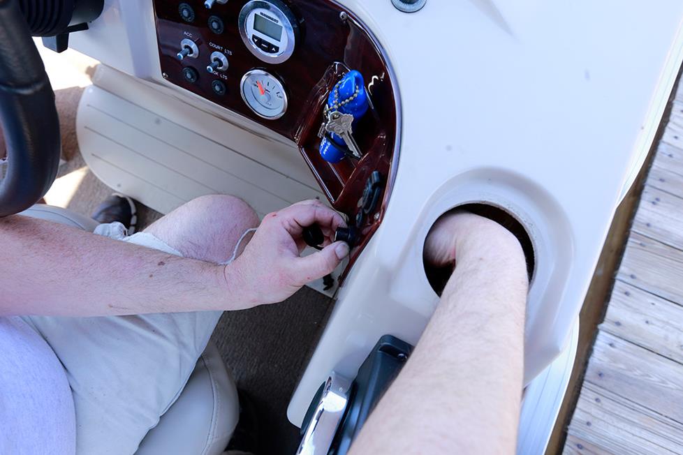 Installing a stereo system on a pontoon boat