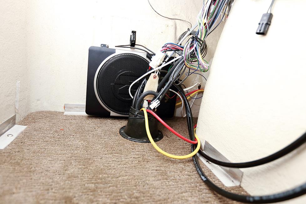 Installing a stereo system on a pontoon boat