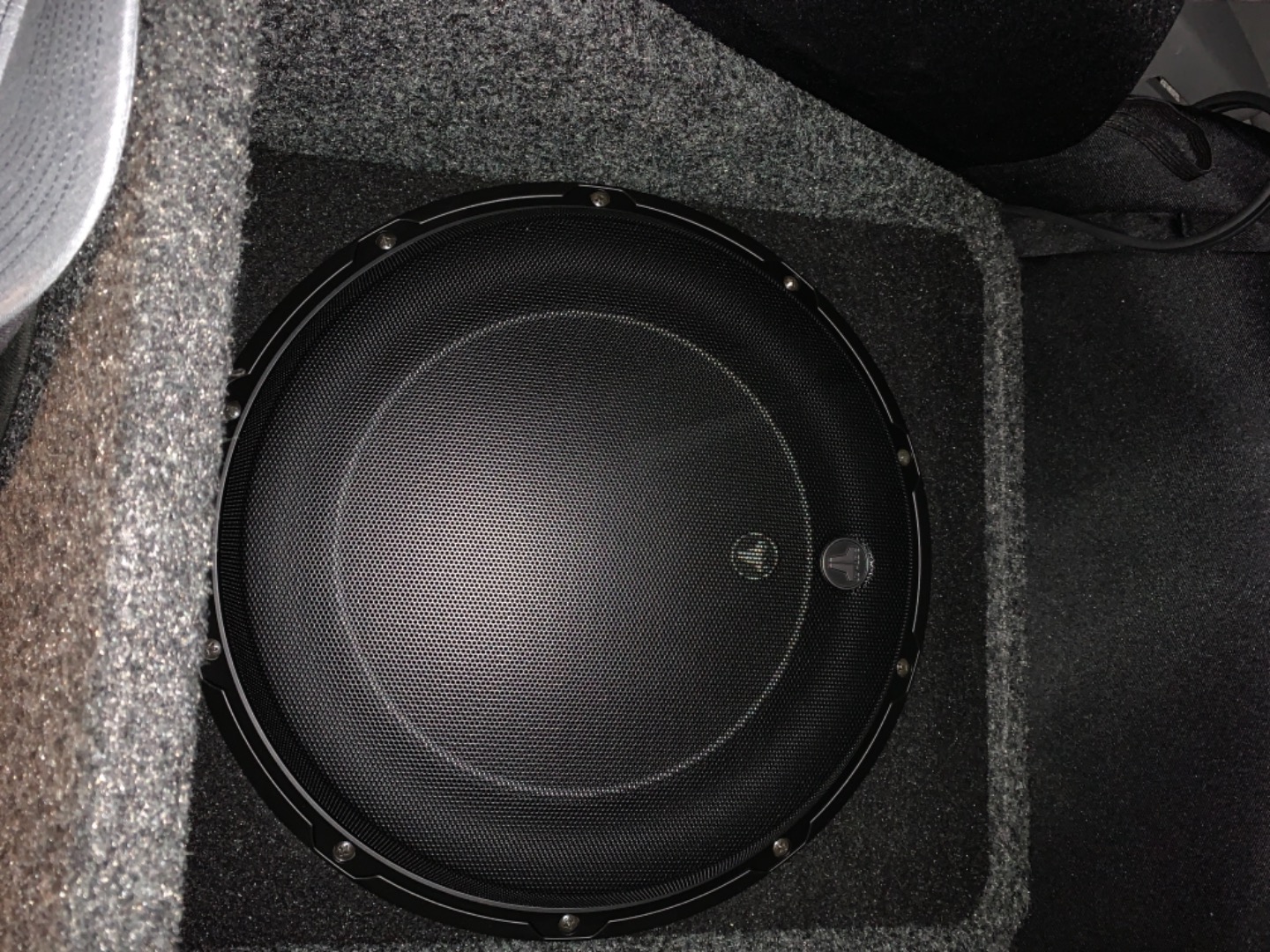 Customer Reviews: JL Audio SGR-12W6v2/v3 Grille for 12" W6v2 and W6v3 ...