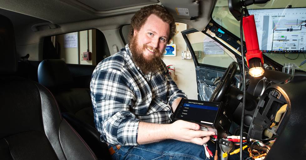 How to design a car audio sound system