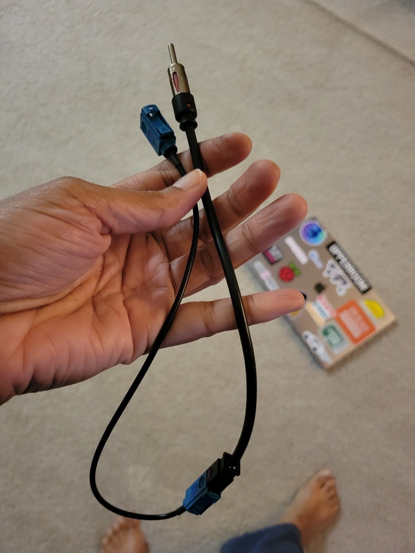 Customer Reviews: Metra 40-EU10 Antenna Adapter Works with select 2000 ...