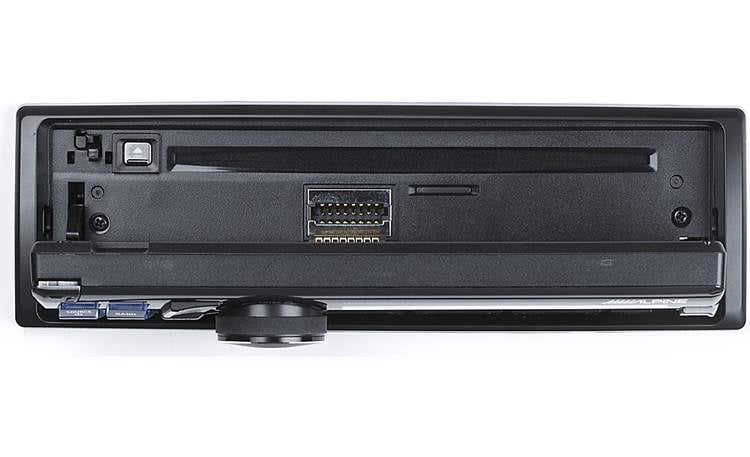 Alpine CDA-117 CD receiver at Crutchfield Canada