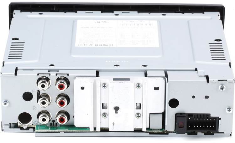 Alpine CDE-152 CD receiver at Crutchfield Canada