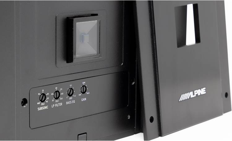 Alpine HDA-M80 Status Series mono subwoofer amplifier — 800 watts RMS at 2 ohms at Crutchfield ...