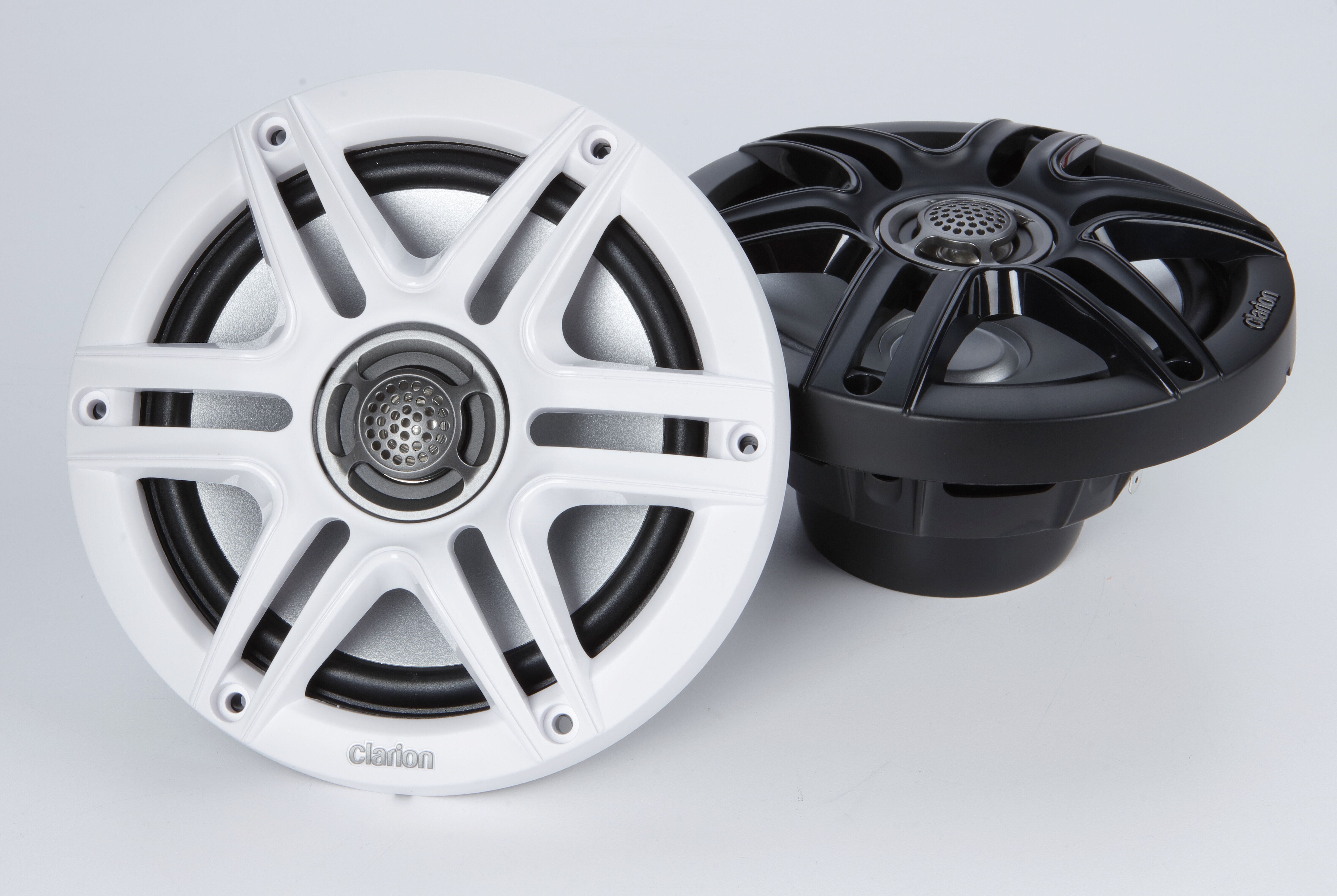 Clarion Marine Speakers | Crutchfield Canada